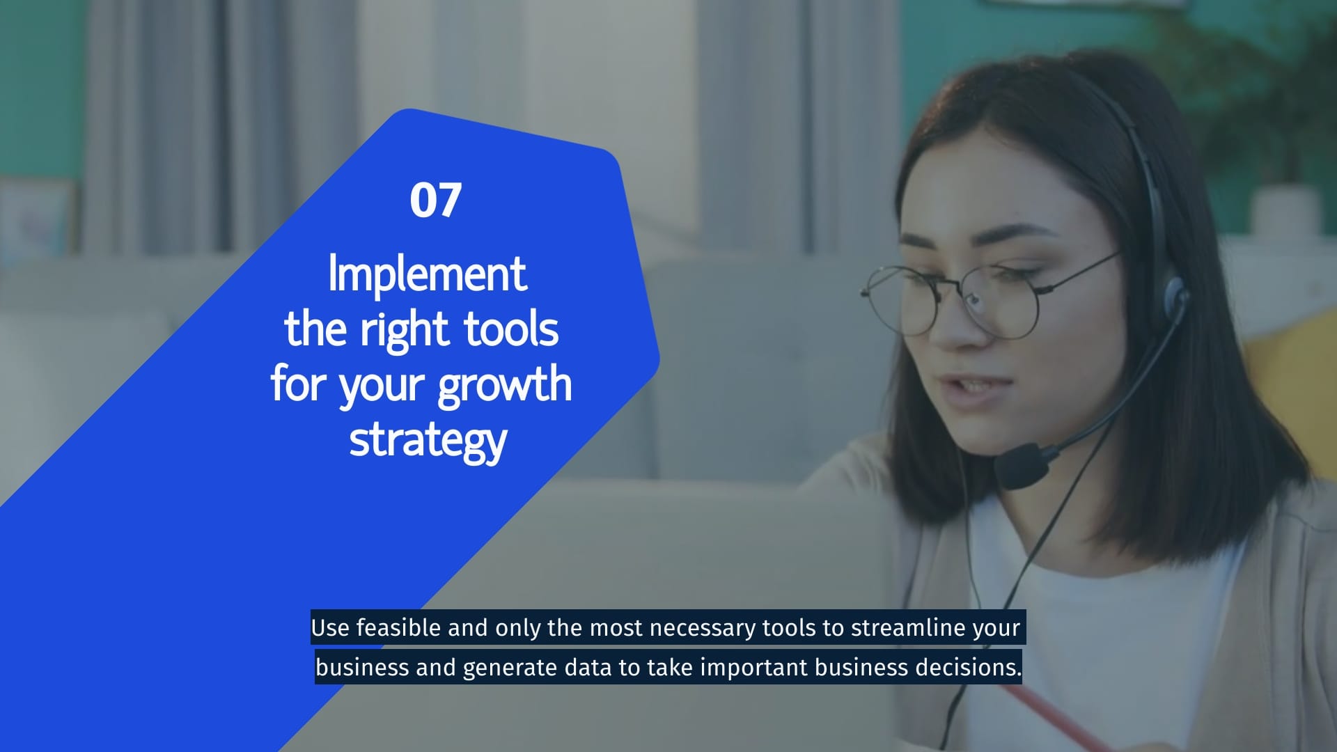 How to Insert a Video Into PowerPoint & Best Practices to Help You